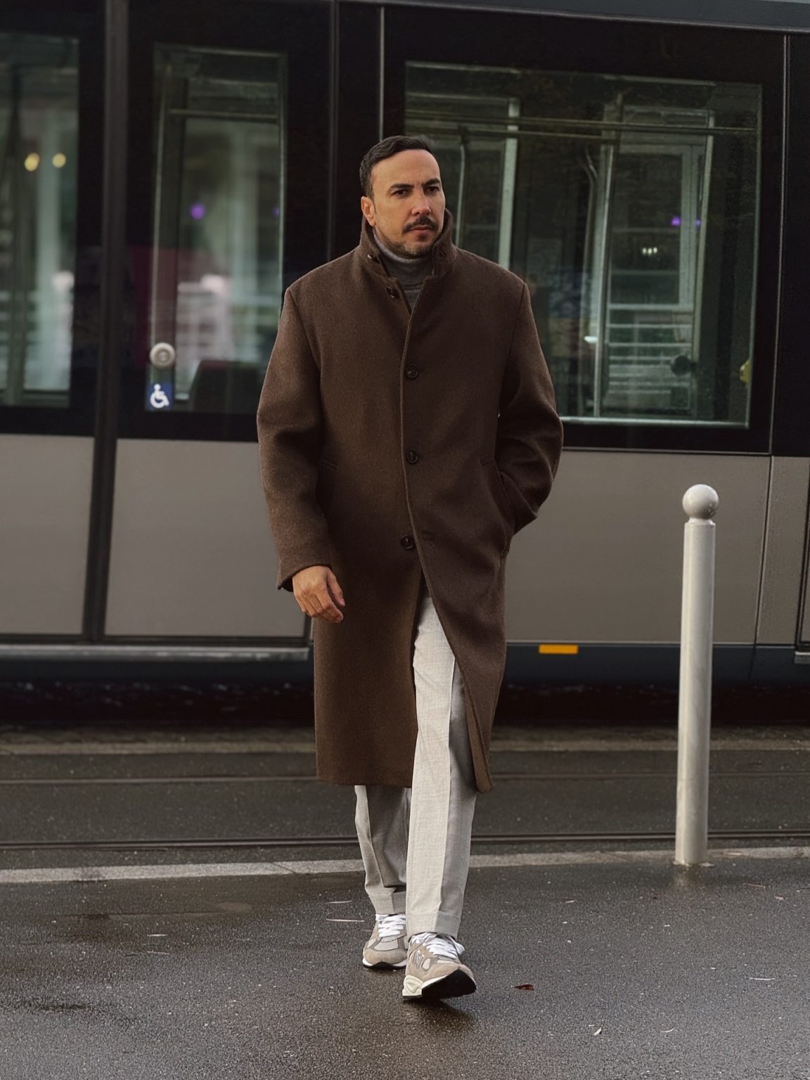 22 Trendy Coat Outfits For Men (2026) - Oh My Gut