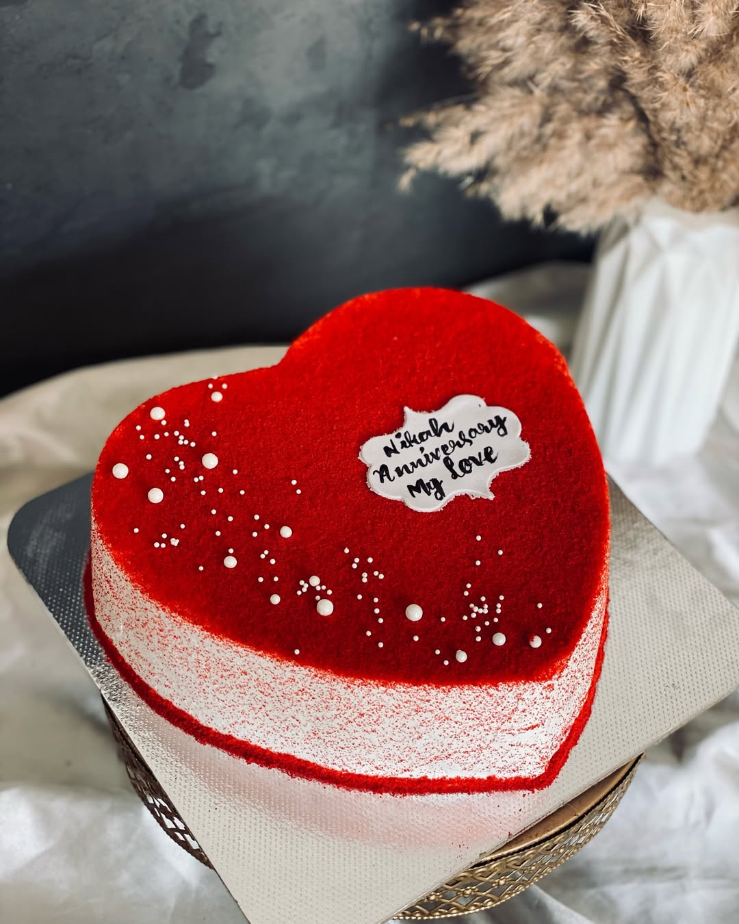 22 Gorgeous Red Velvet Cake Designs (2026) - Oh My Gut