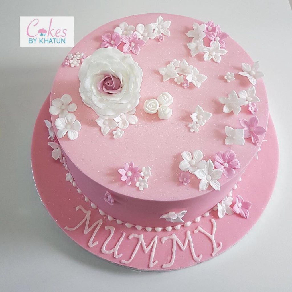 23 Stunning Pastel Floral Cake Designs (2026) - Oh My Gut